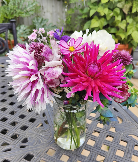 Beautiful flowers in bunches or Jam jars for sale.